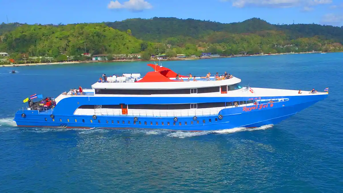 Andaman Wave Master Express Speedboat Ferry to Phi Phi island